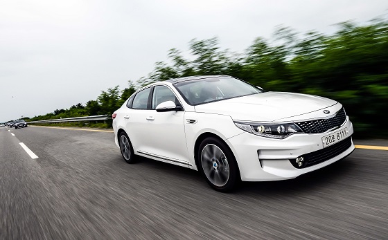 [시승기] '갖고 싶은' 신형 K5 1.7디젤...'합리적 대안' 2.0가솔린