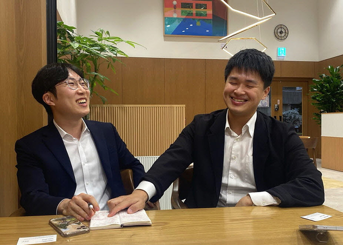 [인터뷰] 고금리 고통이 낳은 새 출구 ‘대환대출’…두명의 ‘박 사무관’들이 해냈다 - Kollo